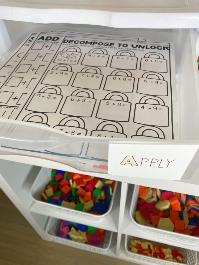 Five Ways to Differentiate During Math Stations - Tunstall's Teaching